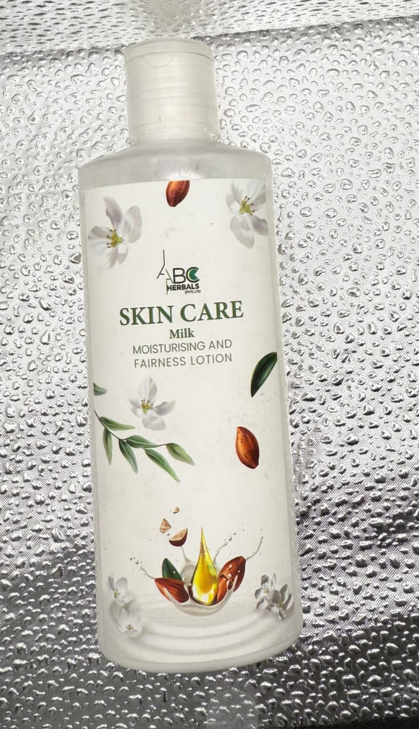 ABC HERBALS SKIN CARE MOISTURISING AND FAIRNESS LOTION 200ML | Jingles